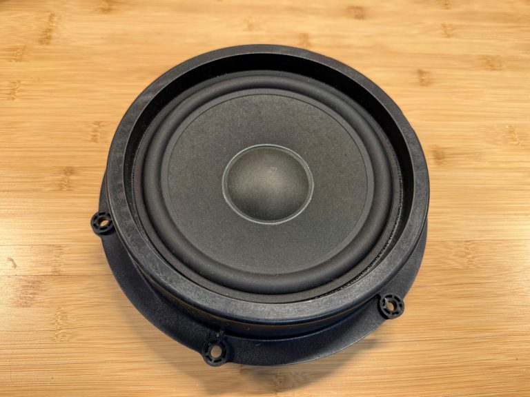 Comparing Porsche Base, BOSE, and Burmester speakers | Rennspec
