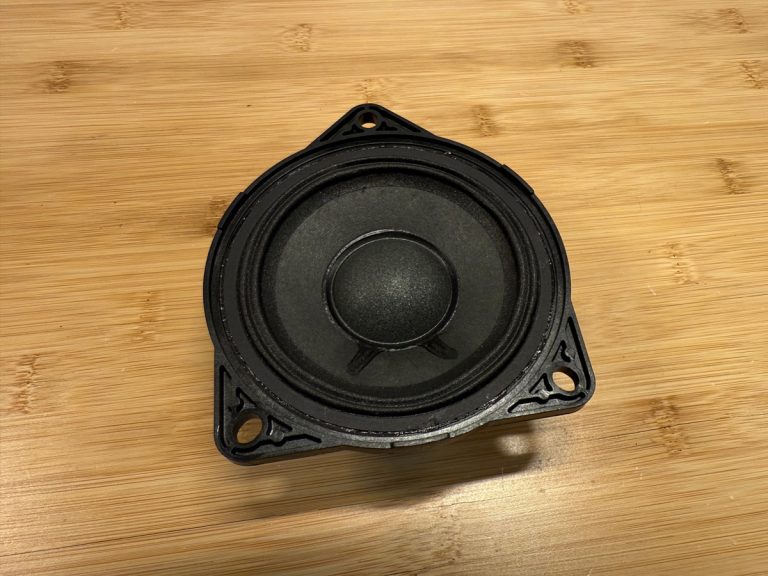 Comparing Porsche Base, BOSE, and Burmester speakers | Rennspec