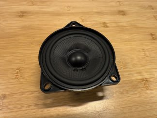 Comparing Porsche Base, BOSE, and Burmester speakers | Rennspec